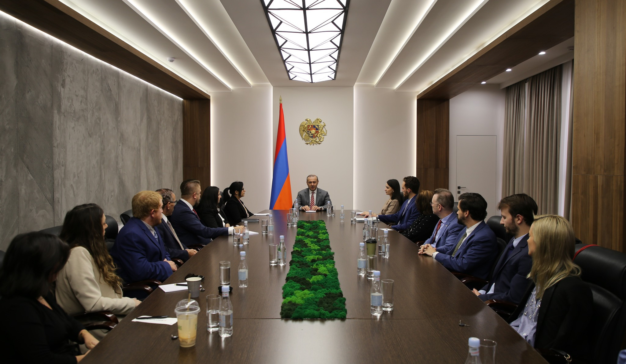 Zarkerak - Արմեն Գրիգորյանը Save Armenia-ի պատվիրակությանն է ...